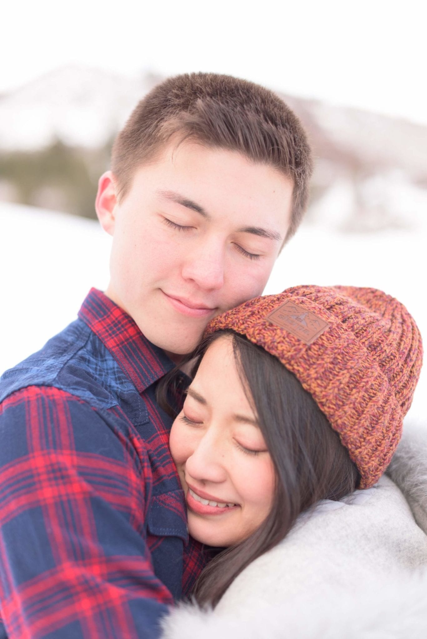 Taking "Snowball Fight" to a New Level! | Savvy Leigh Photography