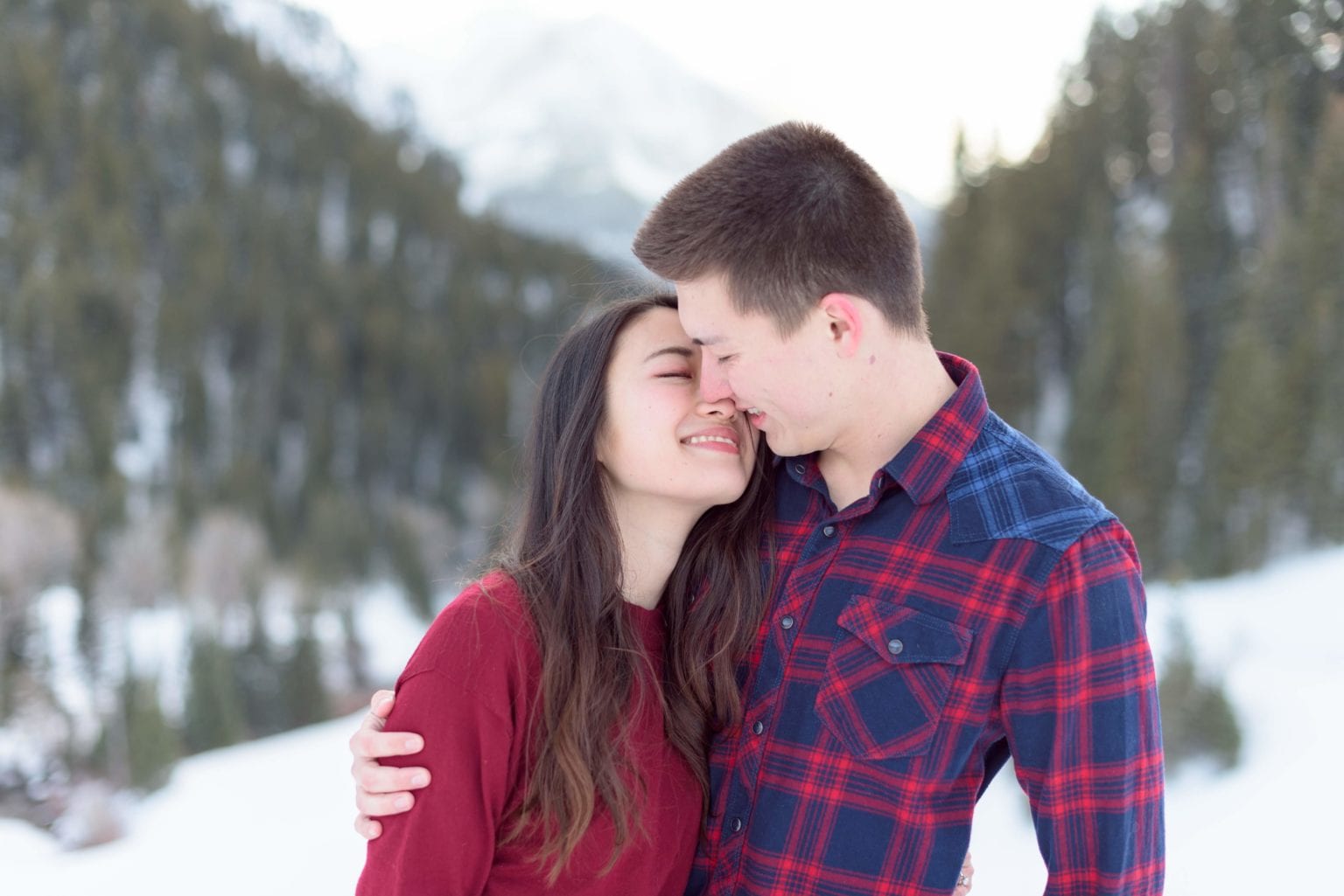 Taking "Snowball Fight" to a New Level! | Savvy Leigh Photography