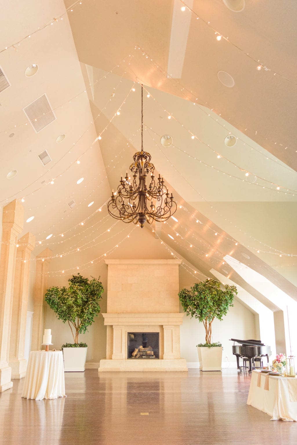 A Gorgeous Couple at Sleepy Ridge in Orem | Savvy Leigh Photography