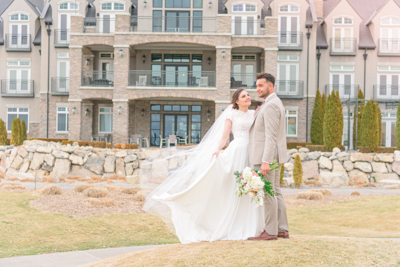 A Gorgeous Couple at Sleepy Ridge in Orem | Savvy Leigh Photography