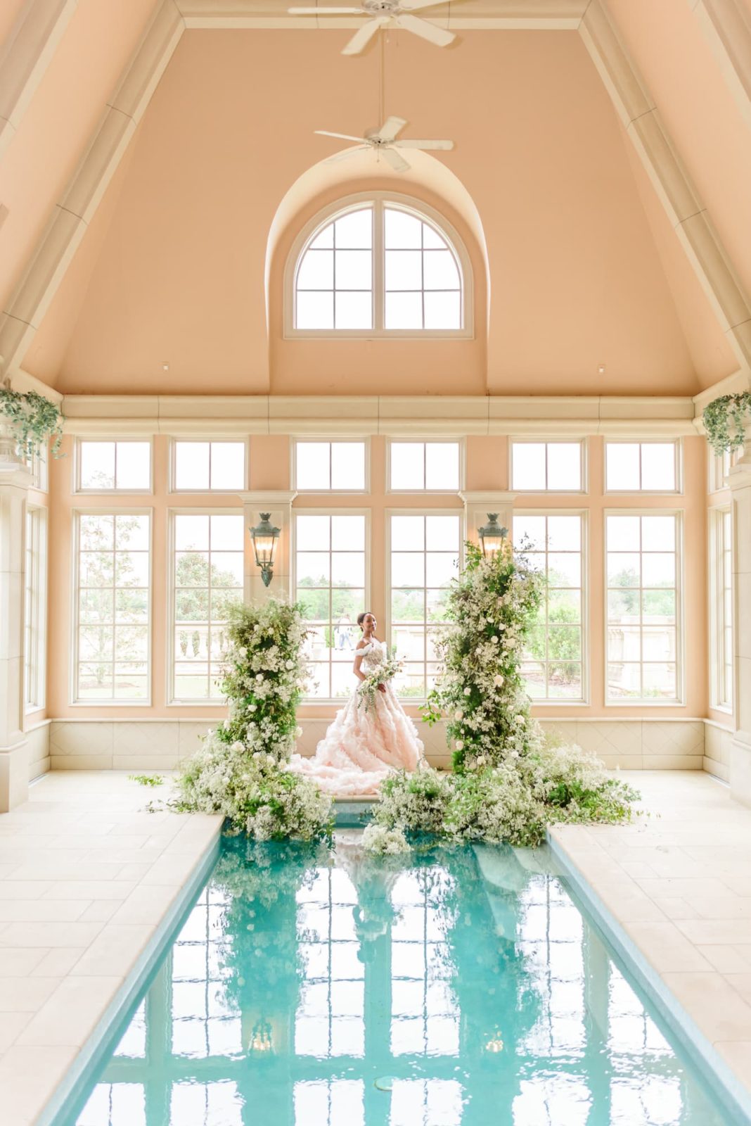 Poolside Picture Ideas for Brides | NC Wedding Photography | Savvy ...