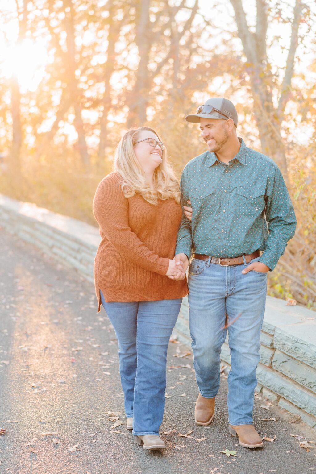 Cozy Fall Engagement Pictures in NC | Savvy Leigh Photography