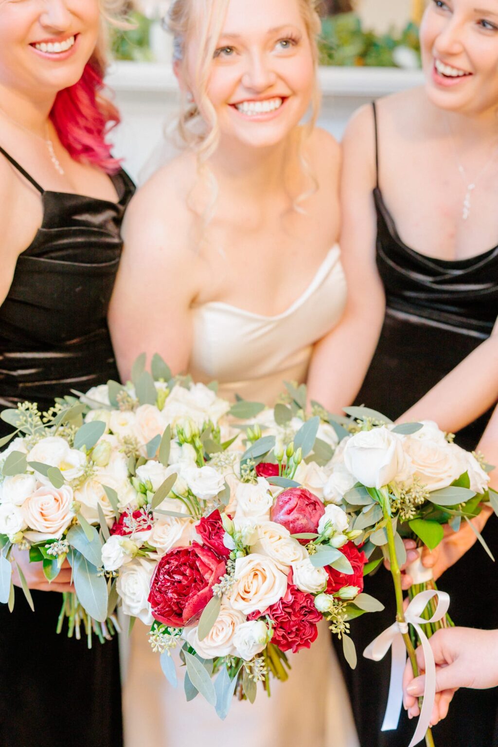 A Cozy Winter Wedding at Green Gables | Savvy Leigh Photography